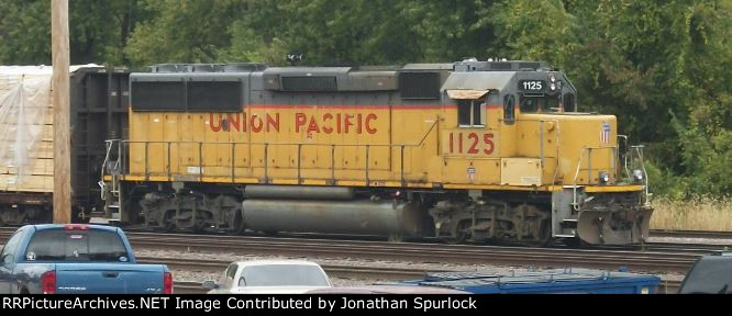 UP 1125, engineer's side view